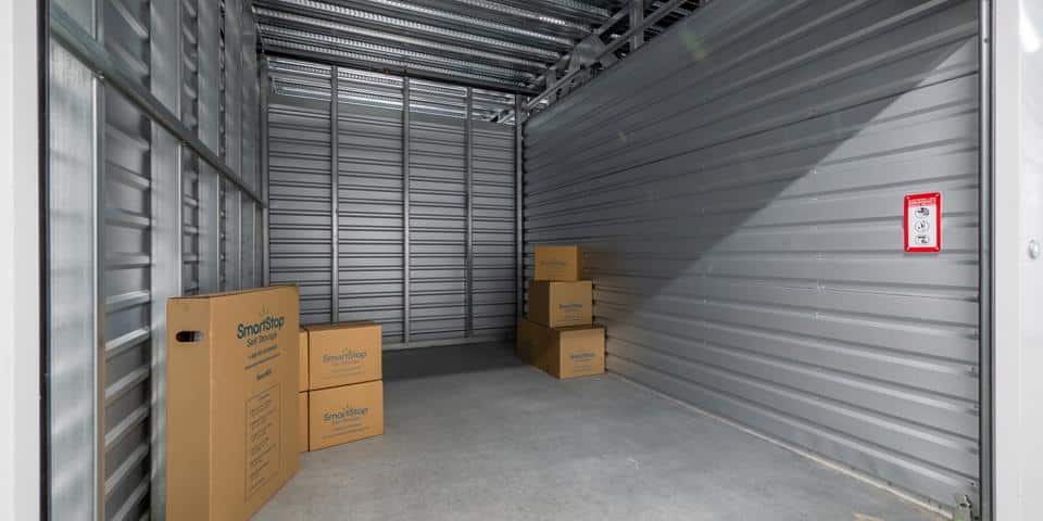 Choosing the Right Items to Store in Storage Unit Buildings - English Loom