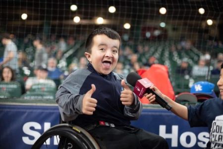 Alec From Shriners Net Worth: Age, Weight, and Biography - English Loom